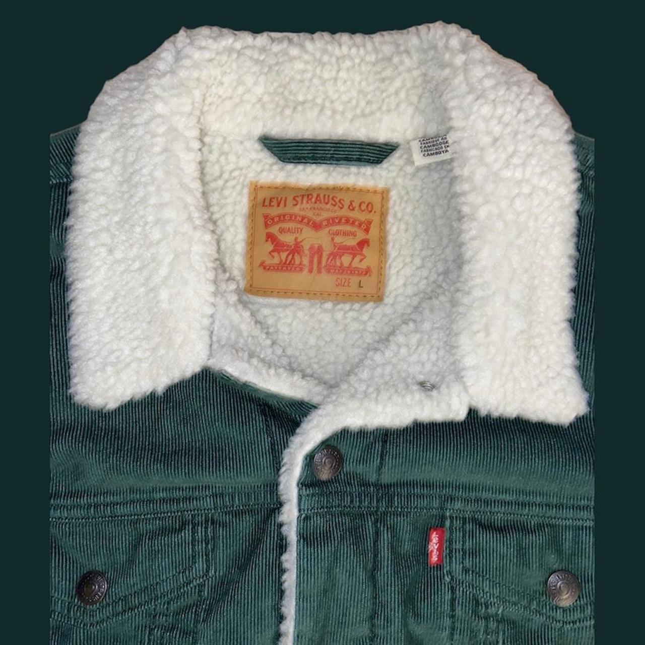 Levi's Men's Green and White Jacket | Depop