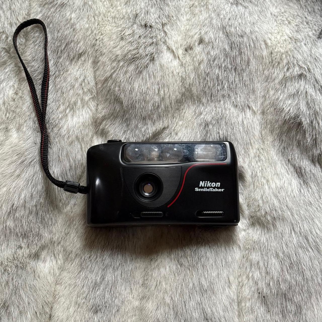 Black Kodak Instamatic 110 film camera with 35mm... | Depop
