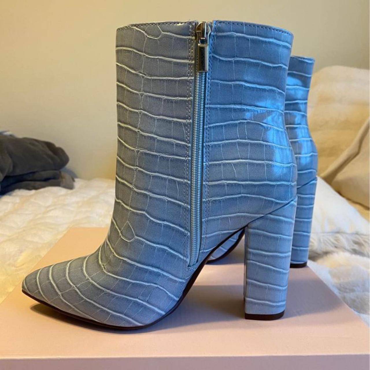 JustFab Men's Navy and Blue Boots | Depop