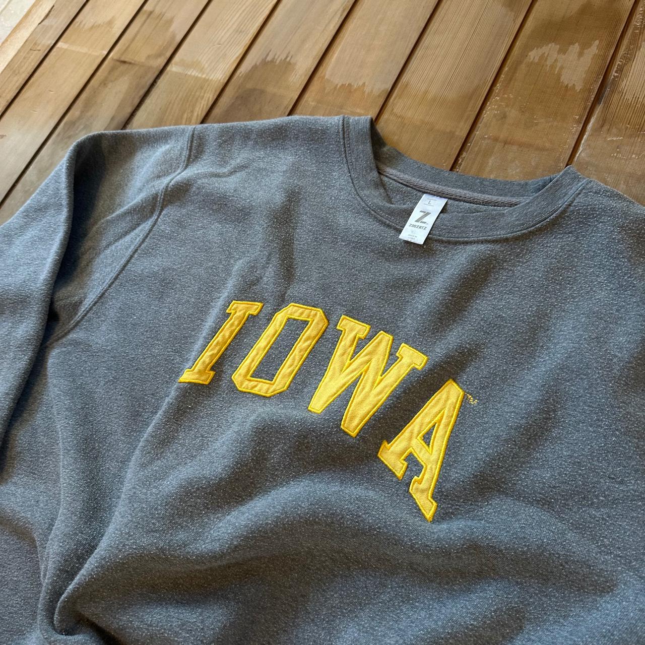Grey Iowa Hawkeye crewneck. This cutie is soo soft... | Depop