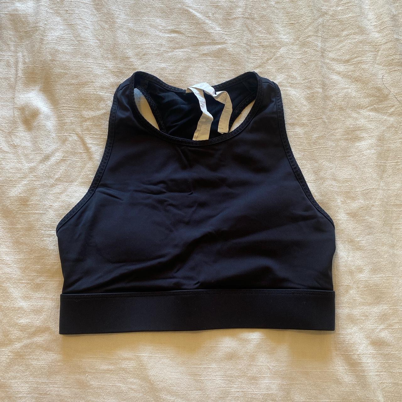 Fabletics Women's Black Crop-top | Depop