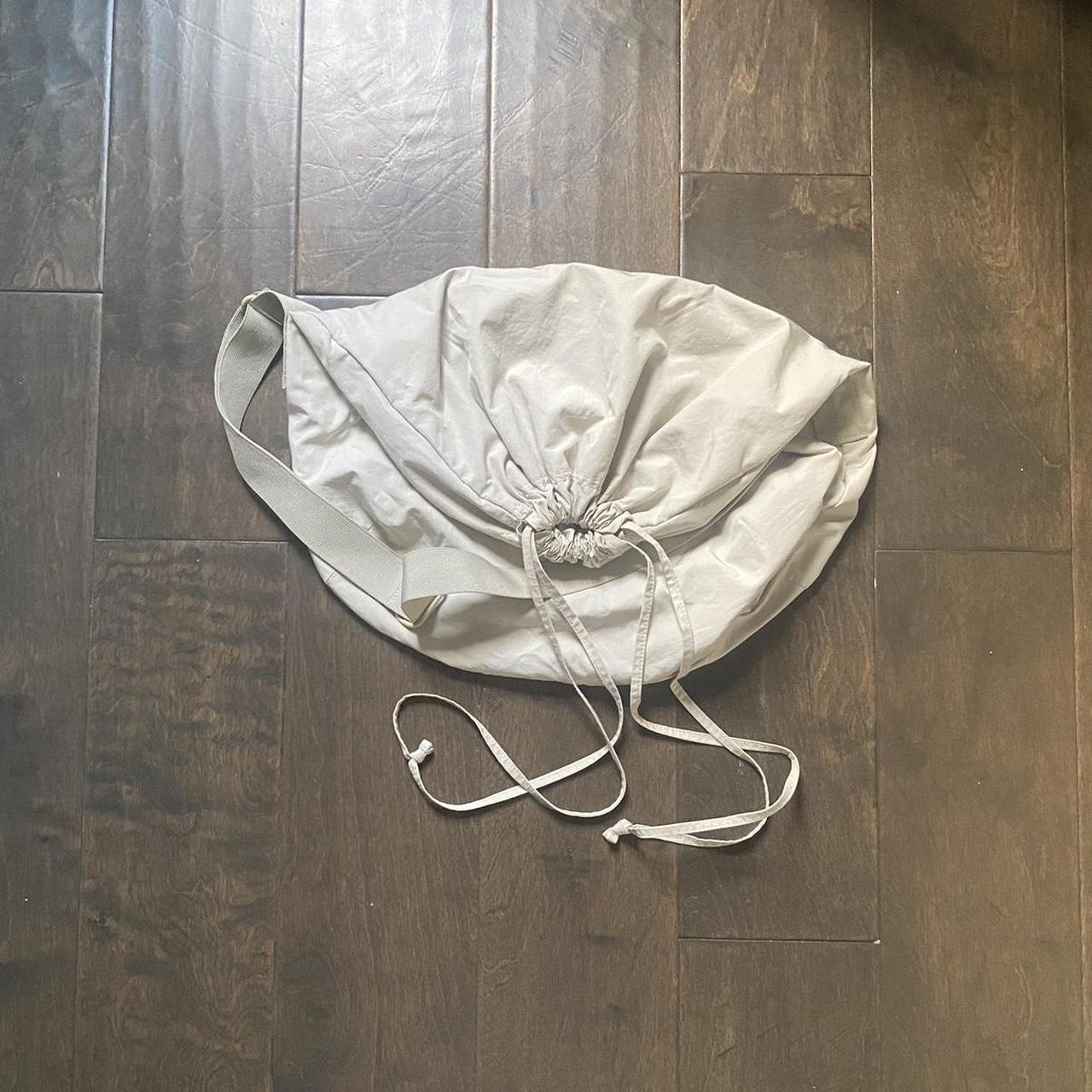 Uniqlo drawstring shoulder tote bag • adjustable... - Depop