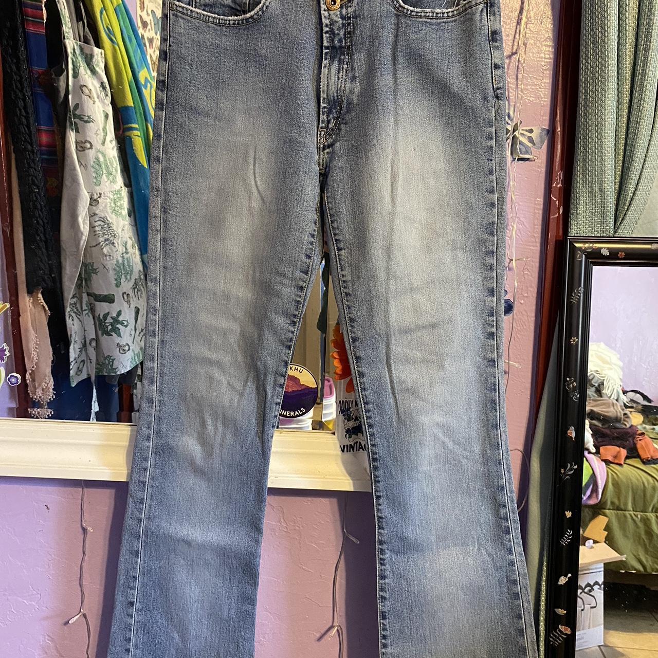 Parasuco Jeans low waisted flared - size 27 - Depop