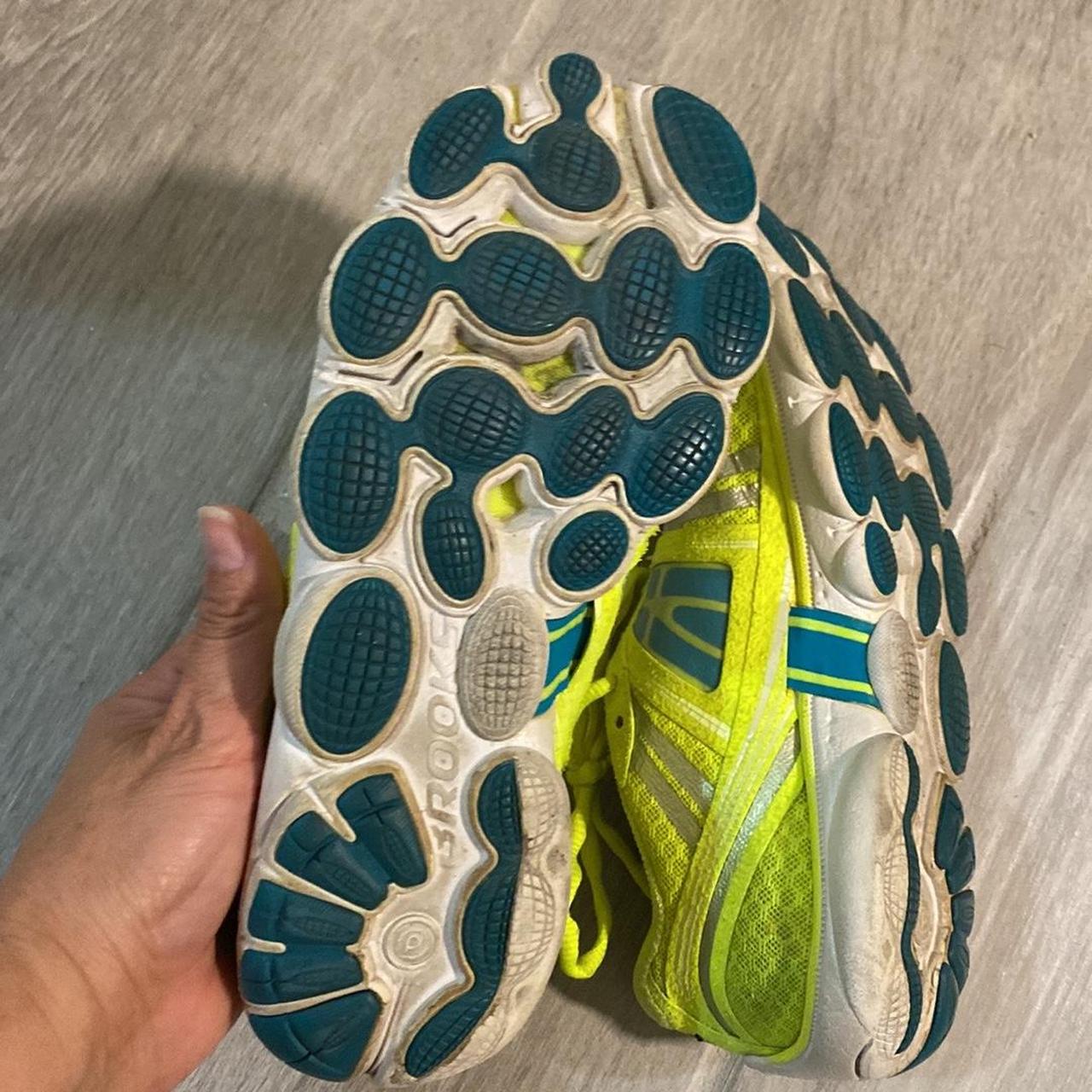 Brooks pure connect women’s sneakers size 7B - Depop