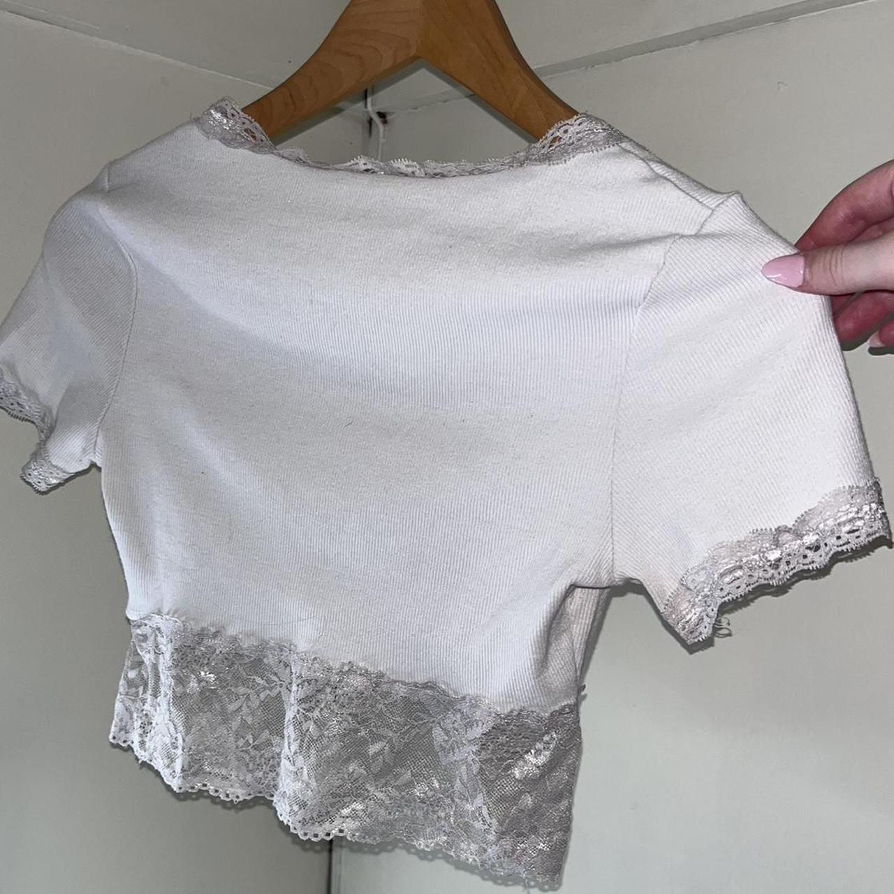 White lacy bow croquet top🤍 little tear but... - Depop