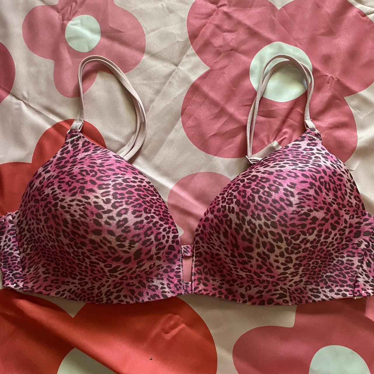 Pink 2000s Victoria secret bra 34D #y2k #vintage - Depop