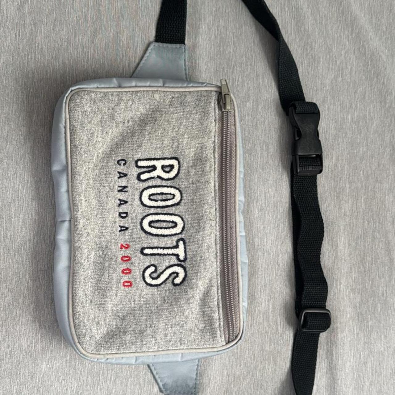 Roots fanny bag #fannybag #rootsbag #beltbag - Depop