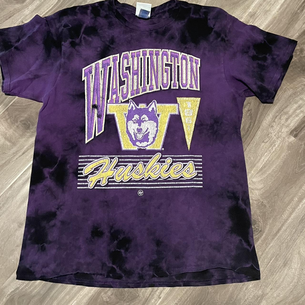 Vintage University of Washington Shirt Size: L #UW... - Depop