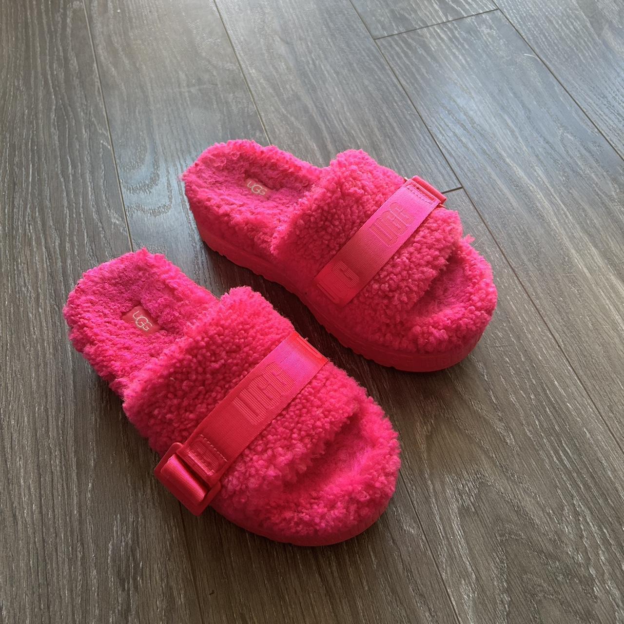 UGG Women's Pink Slides | Depop