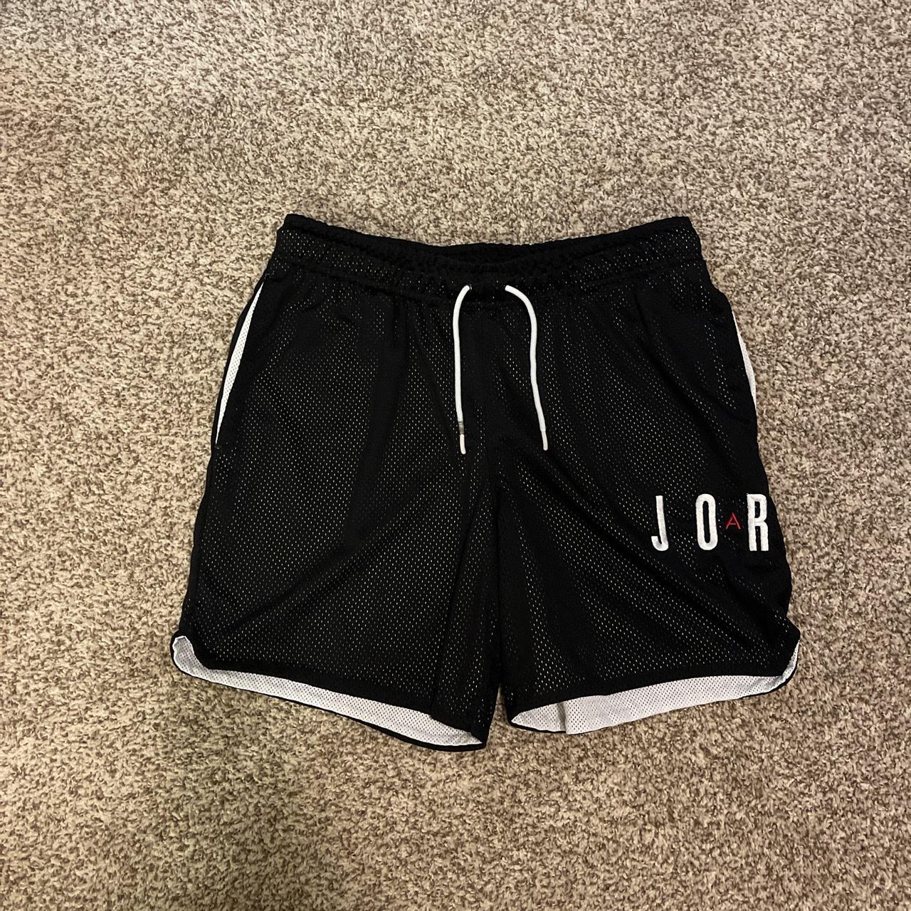 Air Jordan mesh shorts Size L - Depop