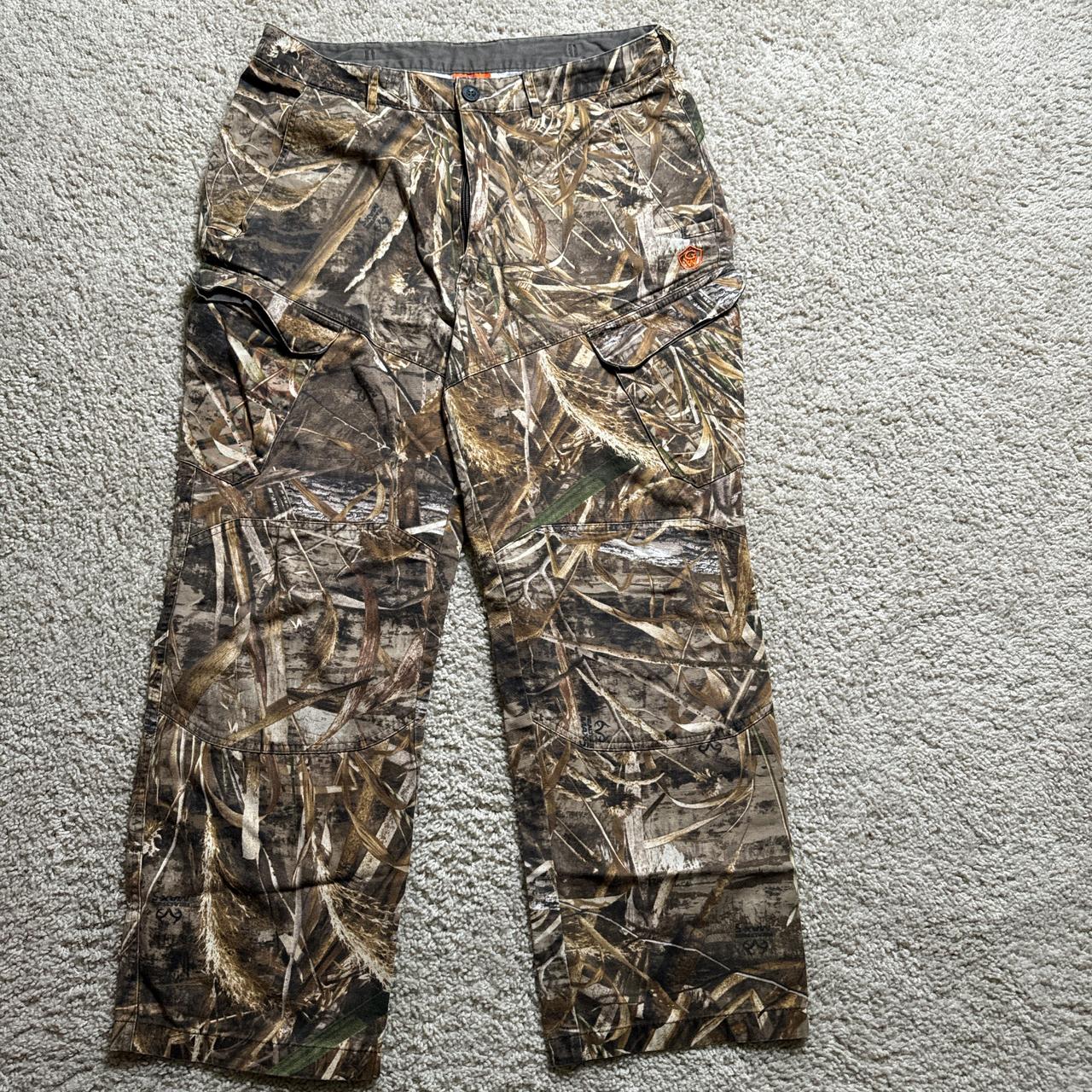 game winner real tree pants size medium 20$ - Depop