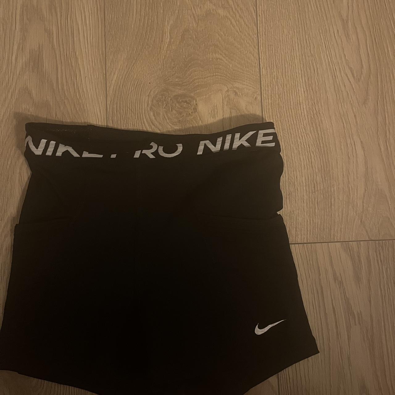 Black Nike pros with pockets + back zip size 6-8 - Depop