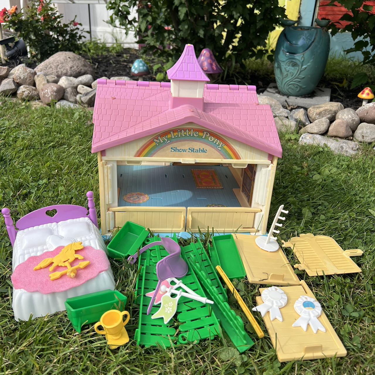 Vintage My Little Pony Show Stable w/o box From... - Depop