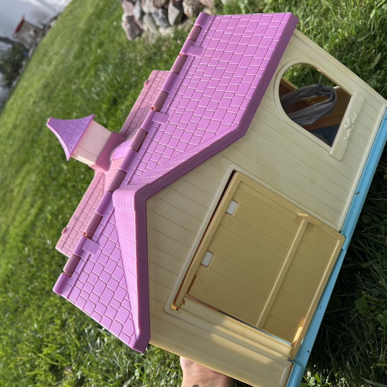 Vintage My Little Pony Show Stable w/o box From... - Depop