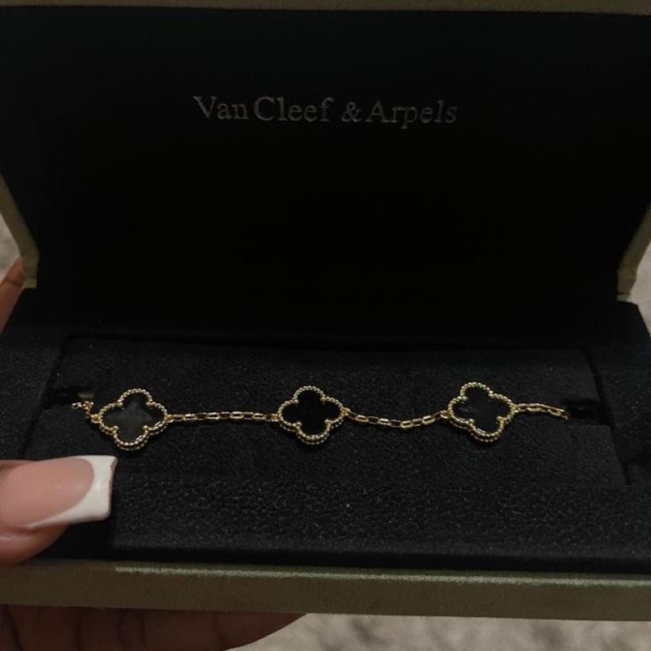 Black Van Cleef Clover Bracelet #vancleef - Depop