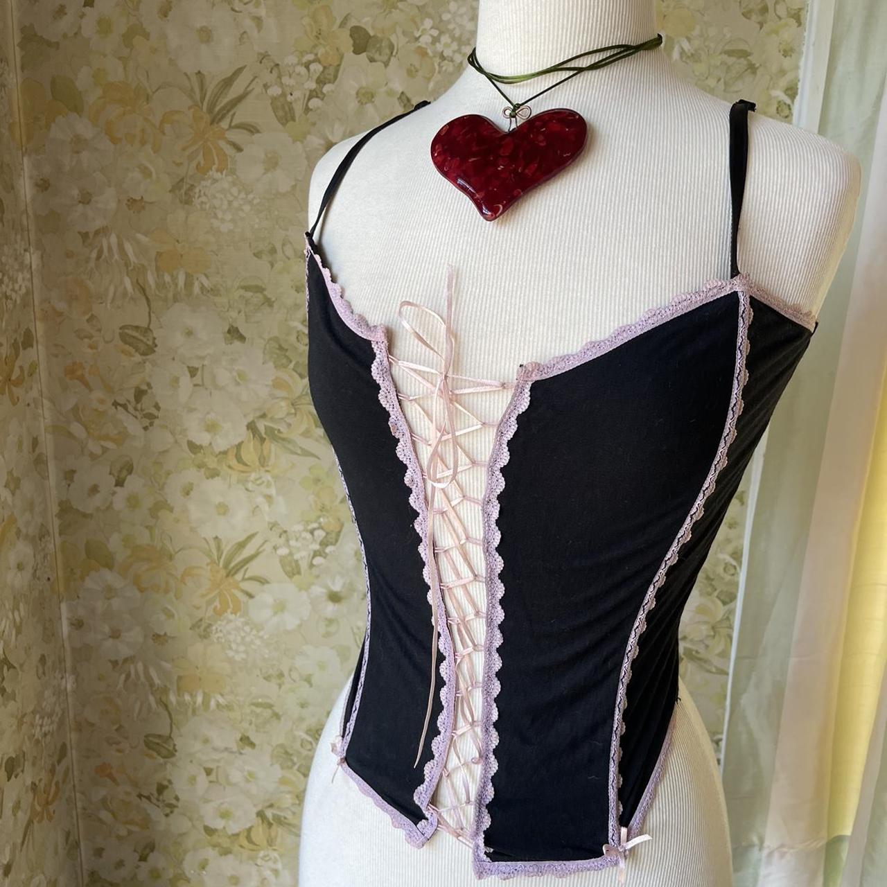 Cutest cotton spandex blend crested tank. Has... - Depop