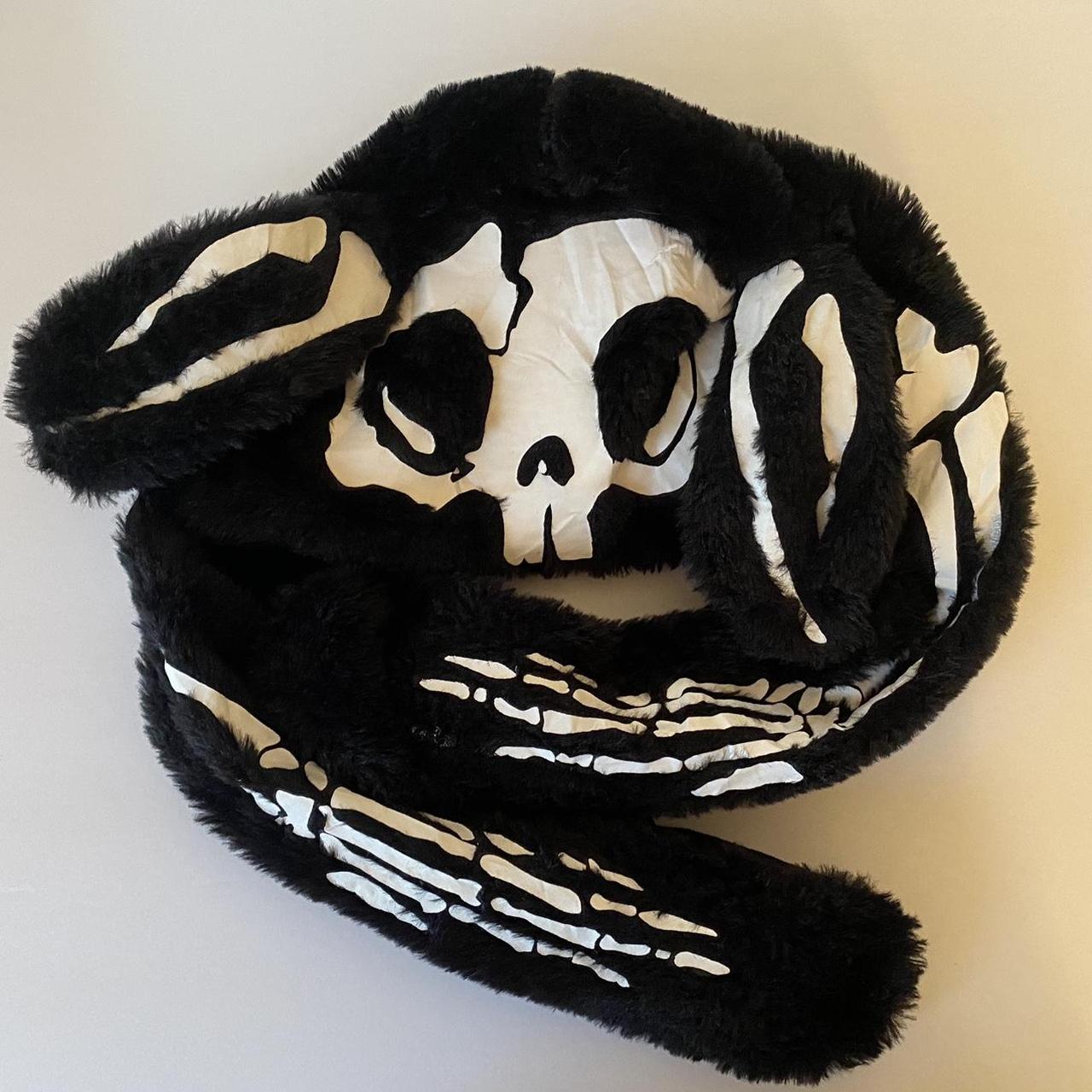 BUNNY EAR SKULL BEANIE functional squeezey jumpy... - Depop