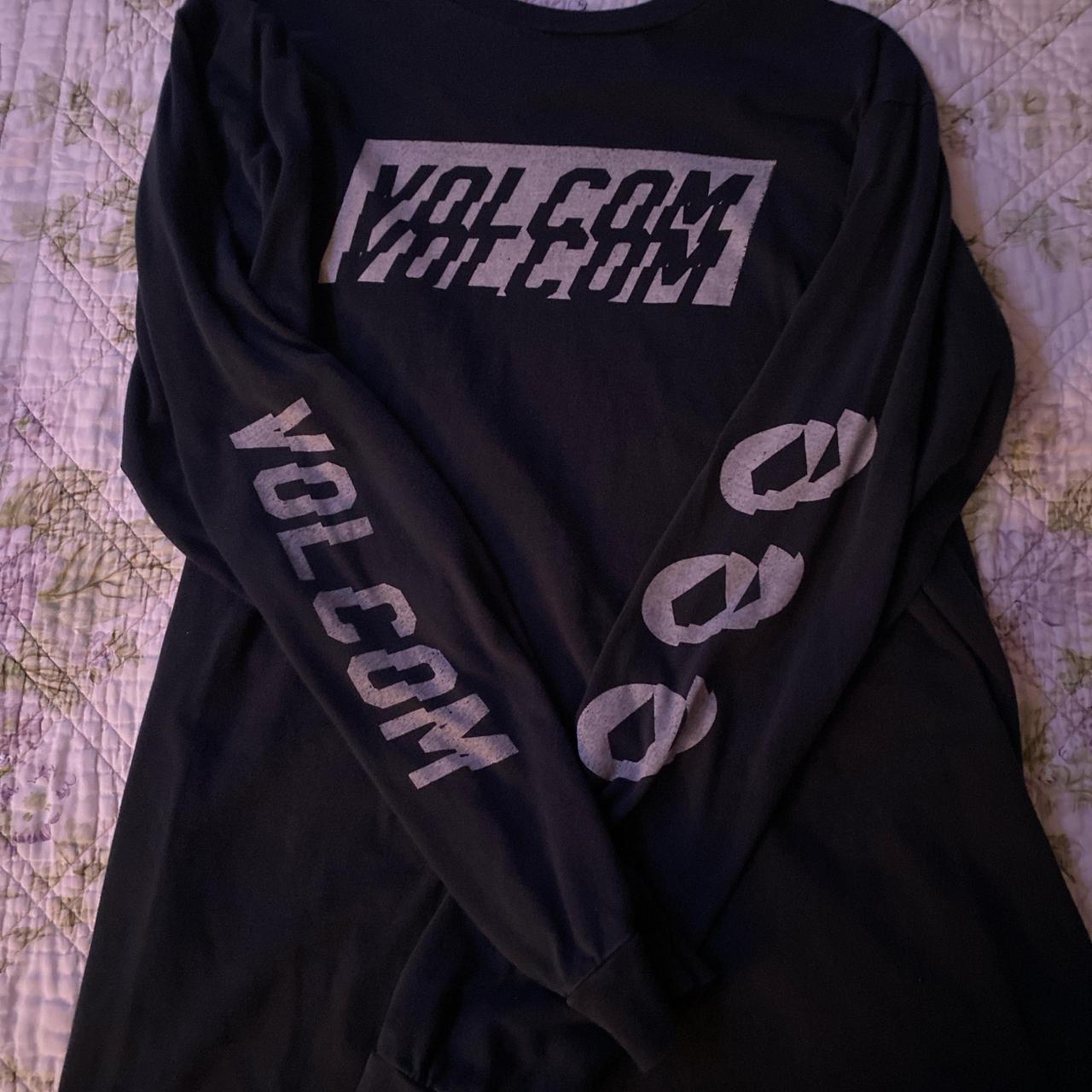 VOLCOM LONGSLEEVE long sleeve volcom , cool arm... - Depop