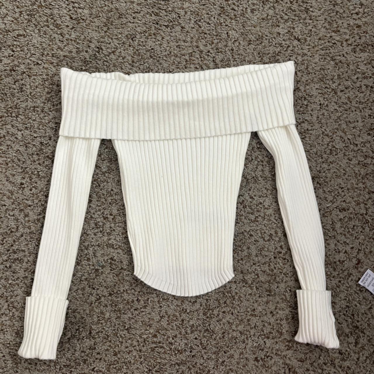 edikted XS White off the shoulder long sleeve top... | Depop