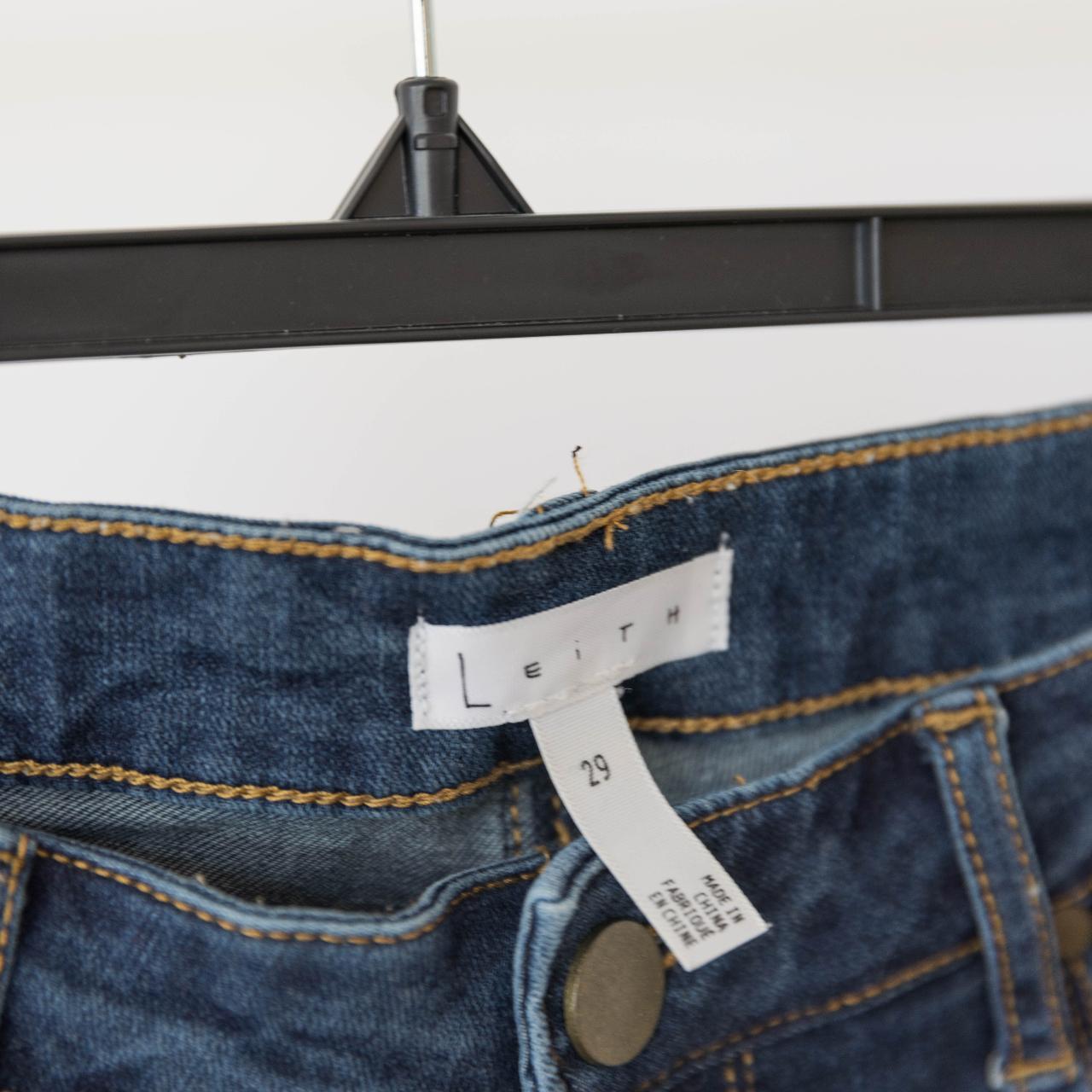 Leith Women's Navy Jeans | Depop