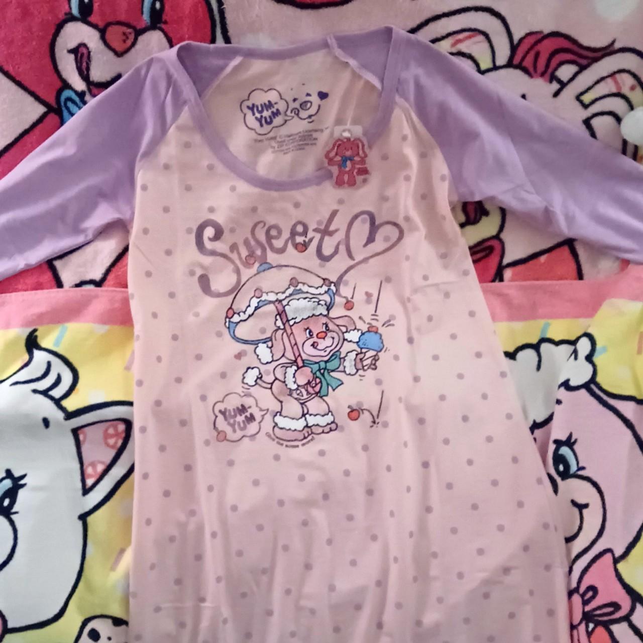 REPOP hallmark yum yums polkadot top ♡ totally... - Depop