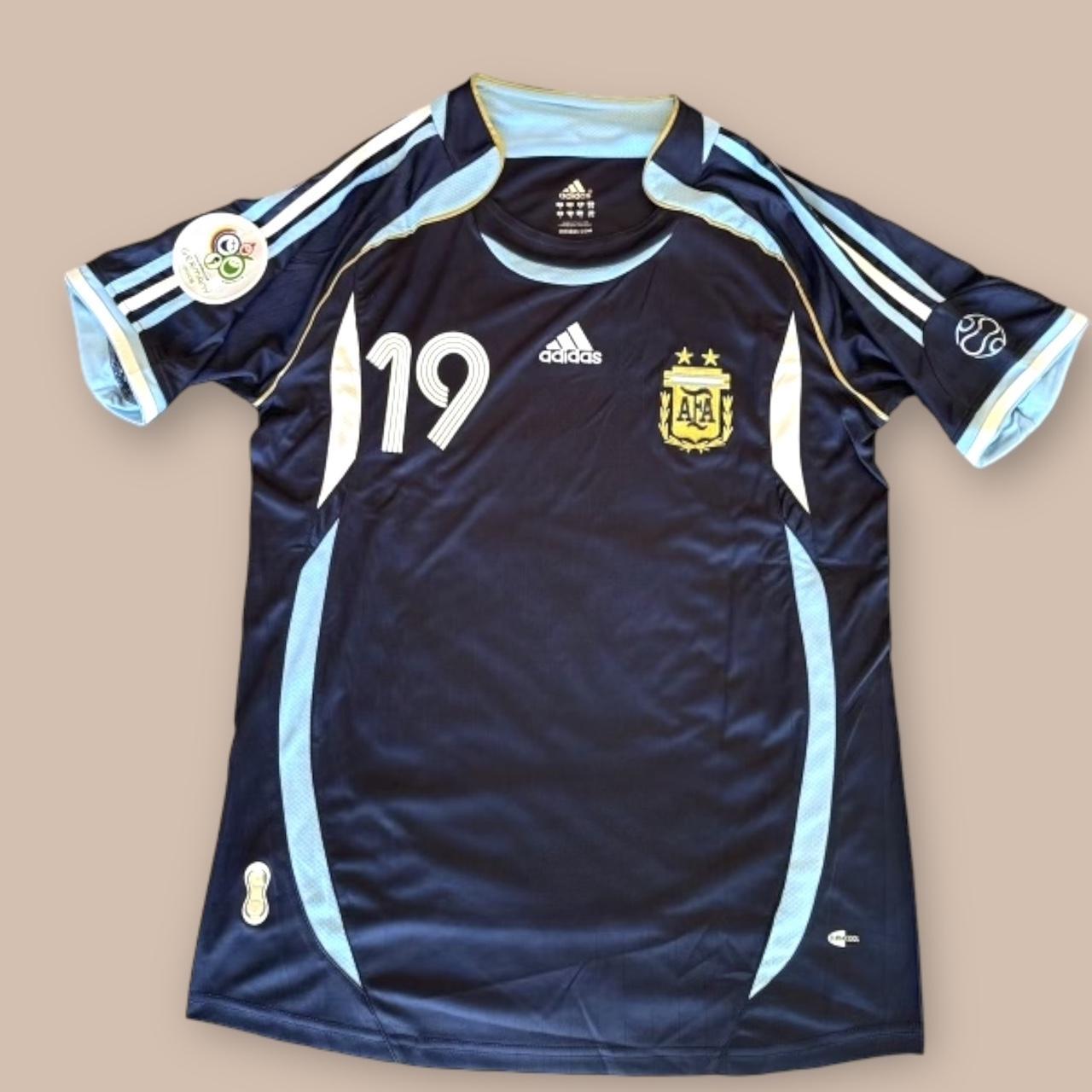 2006 world cup Argentina away kit. Lionel Messi... - Depop