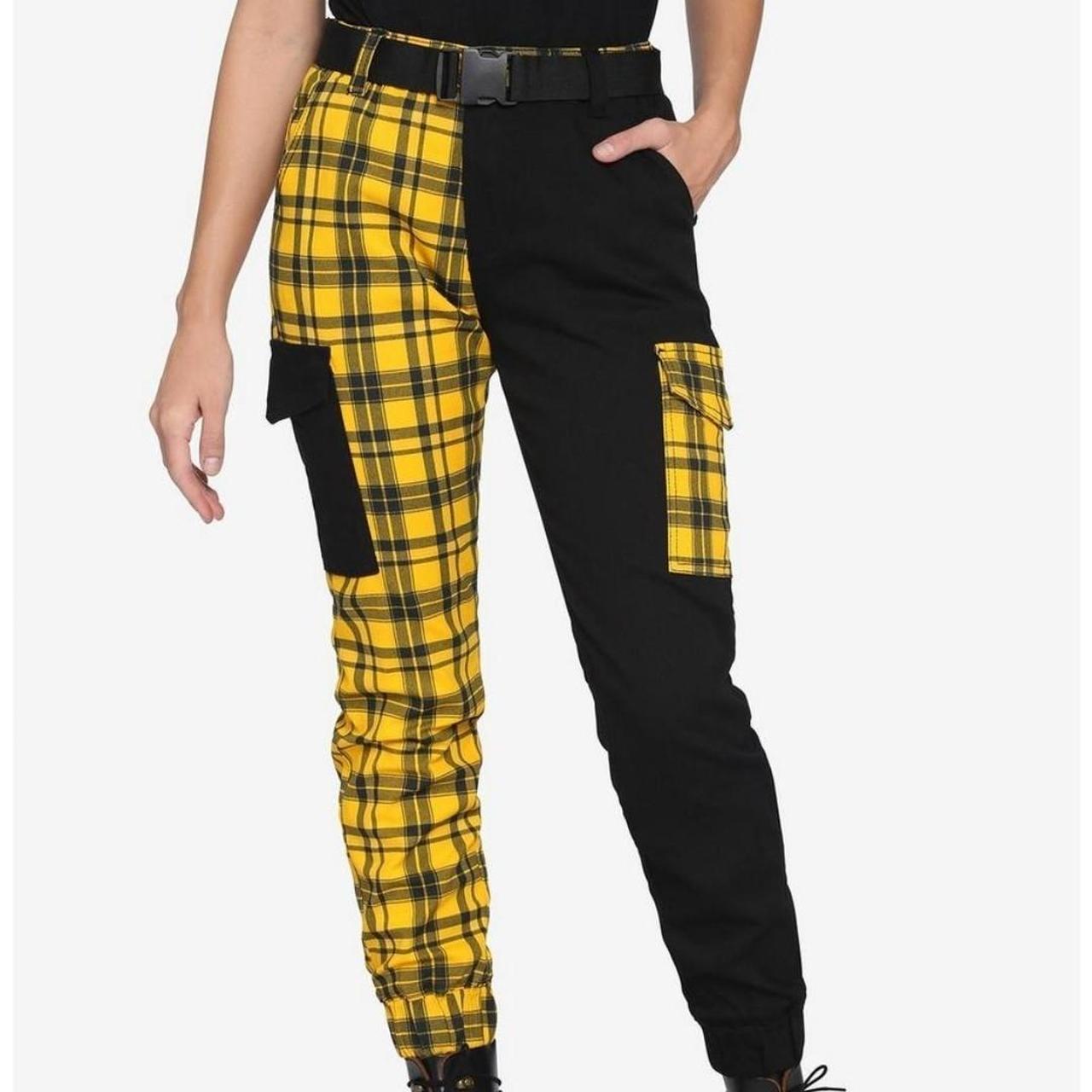 Hot Topic Women's Trousers | Depop