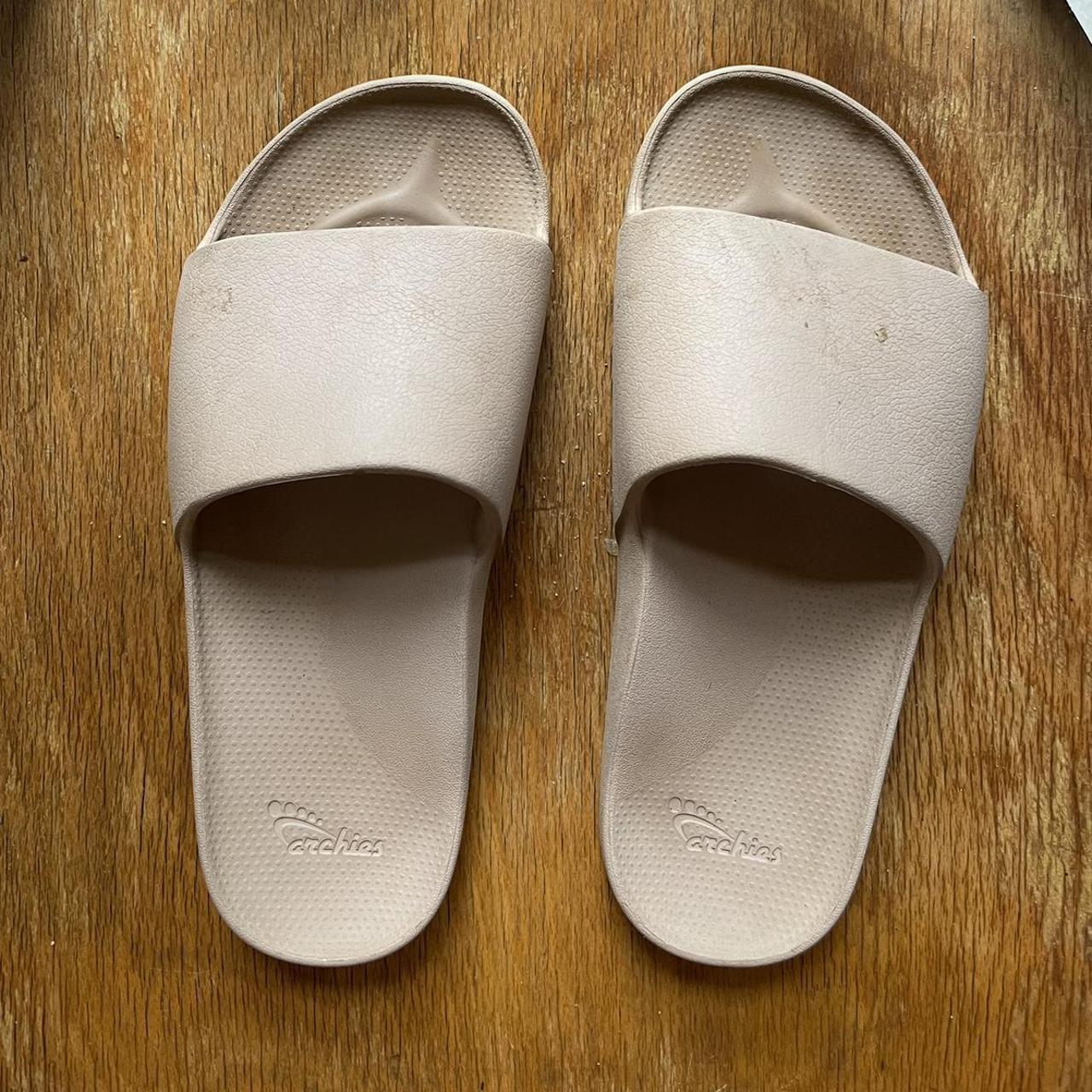 Archie slides Worn once Size 3/36 - Depop