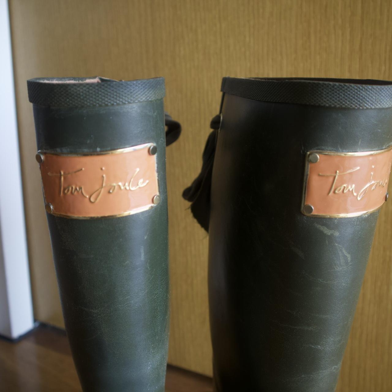 Khaki green wellies with ribbon they’re us 7/12- 8... - Depop