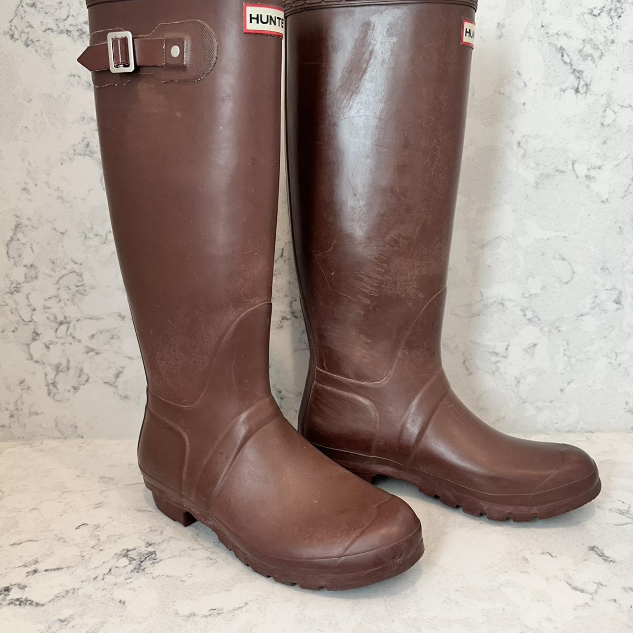 HUNTER TALL RAIN BOOTS SIZE W9 Hunter classic... - Depop