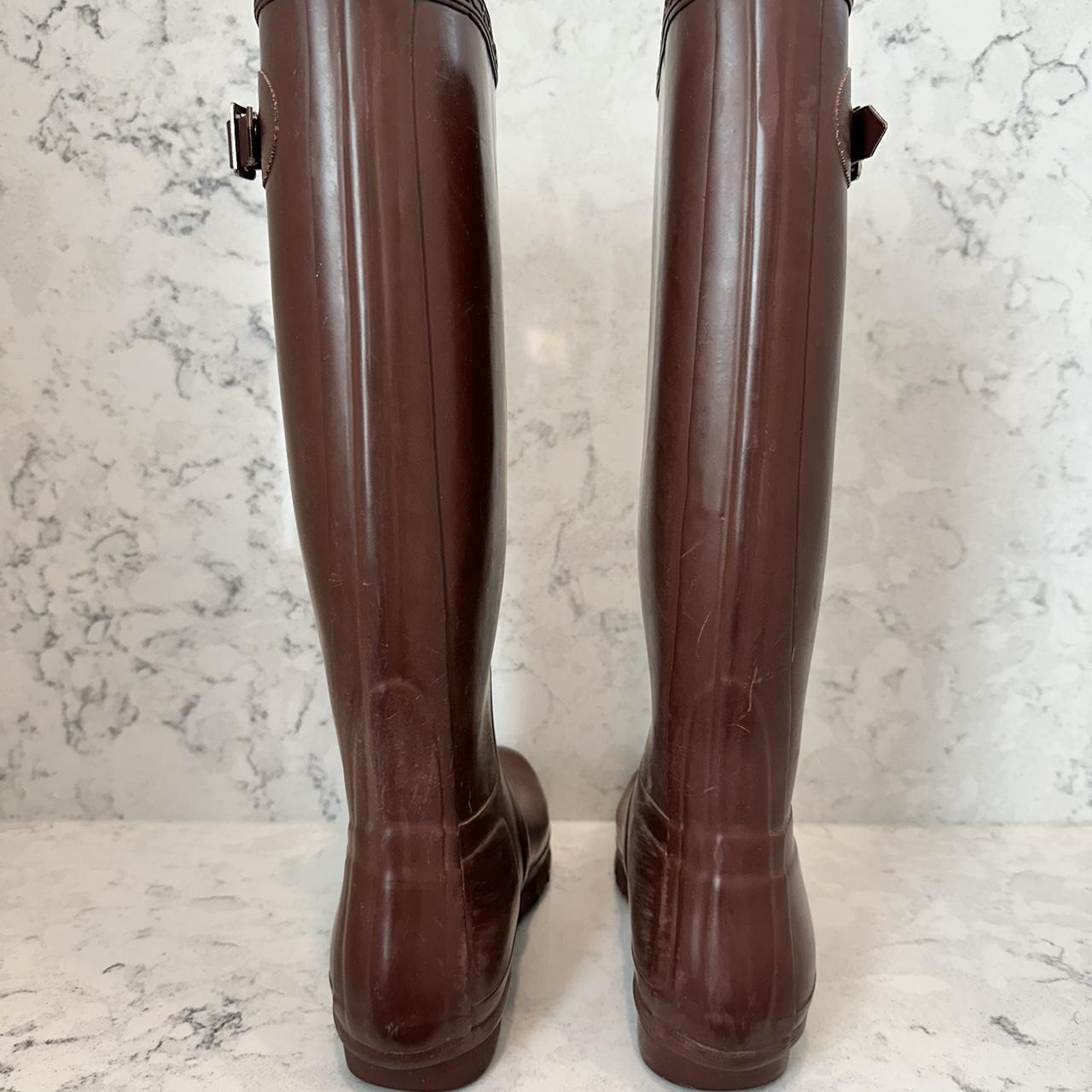HUNTER TALL RAIN BOOTS SIZE W9 Hunter classic... - Depop