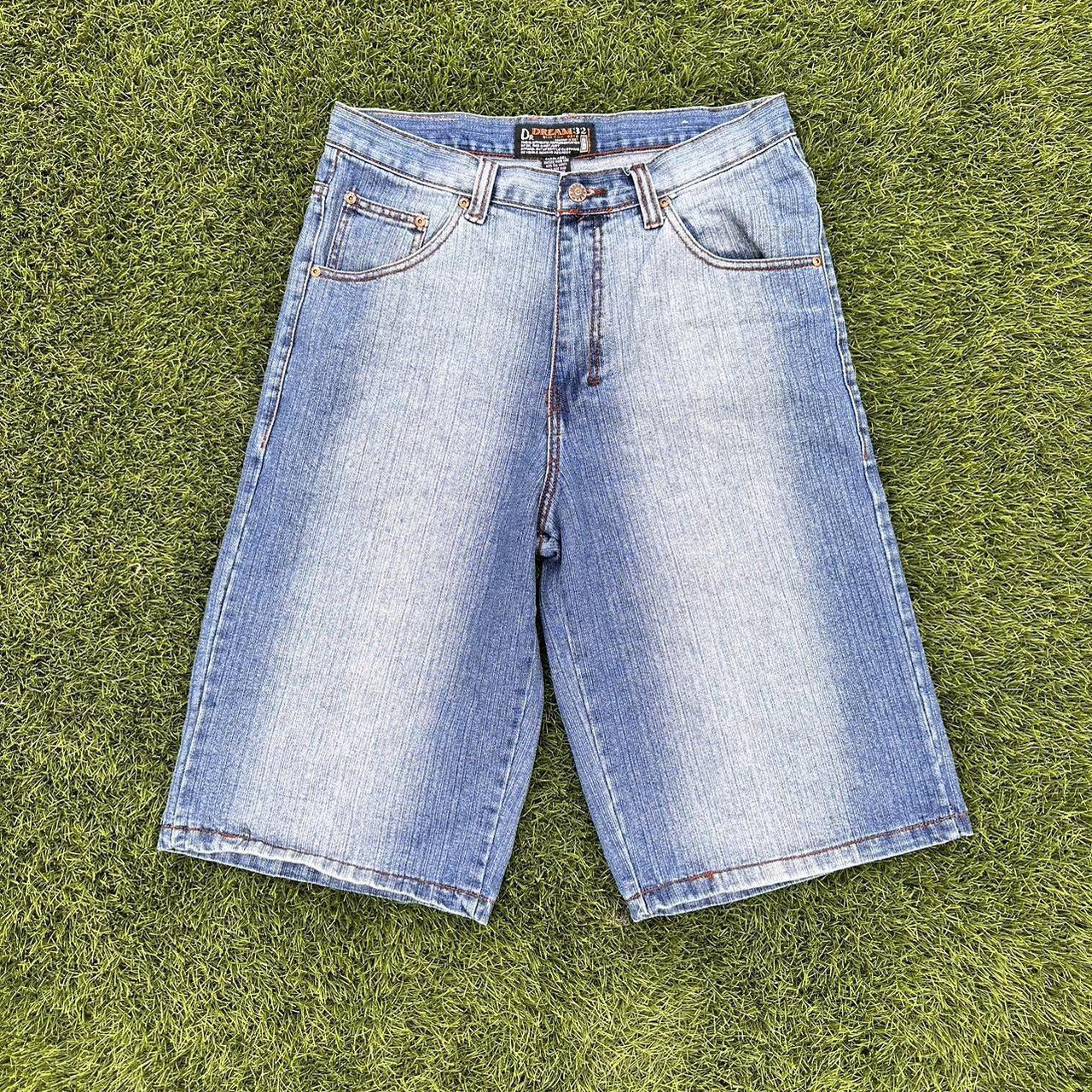 DR SKATE JORTs 32" x 14.5" - Depop