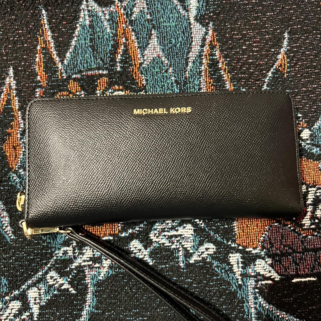 Michael Kors wallet - Depop