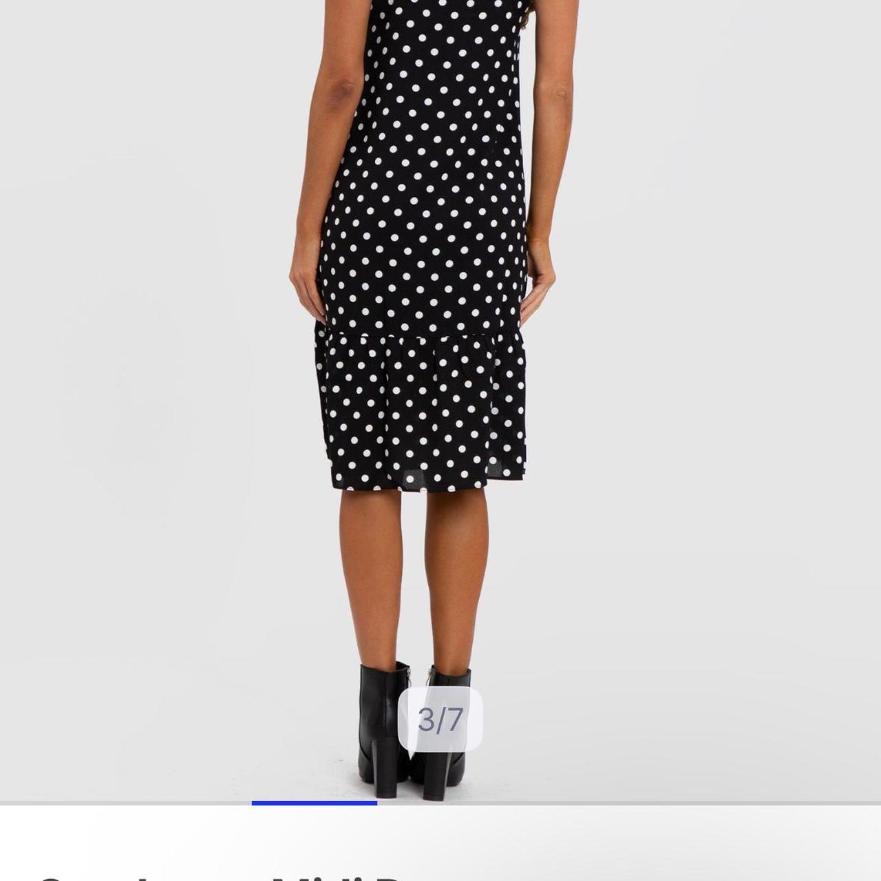 Calli dress Perfect condition Size 10 RRP:$119 | Depop