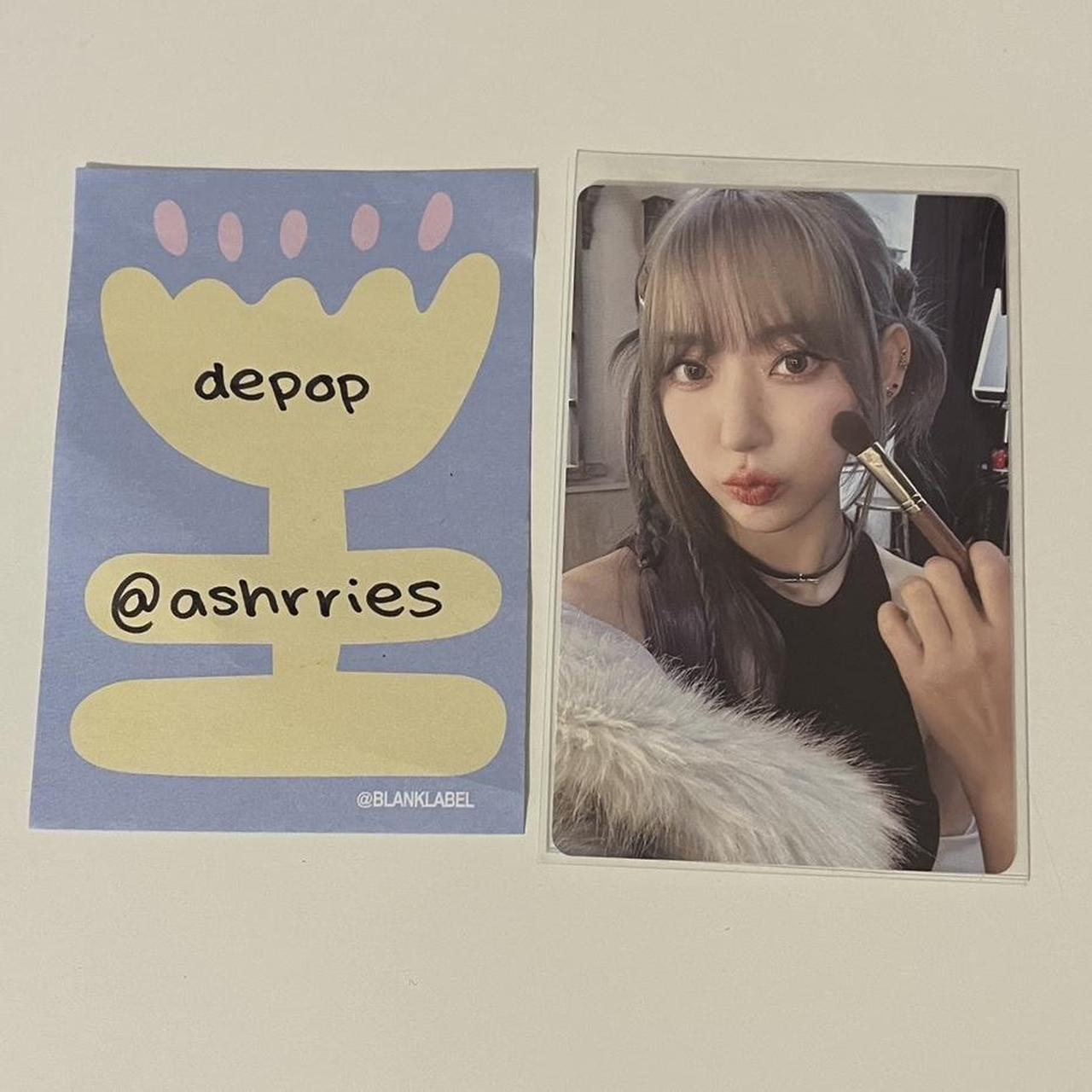 ⋆.˚ 🎧 ˚.⋆ ୨ৎ wts: official lesserafim easy sakura... - Depop