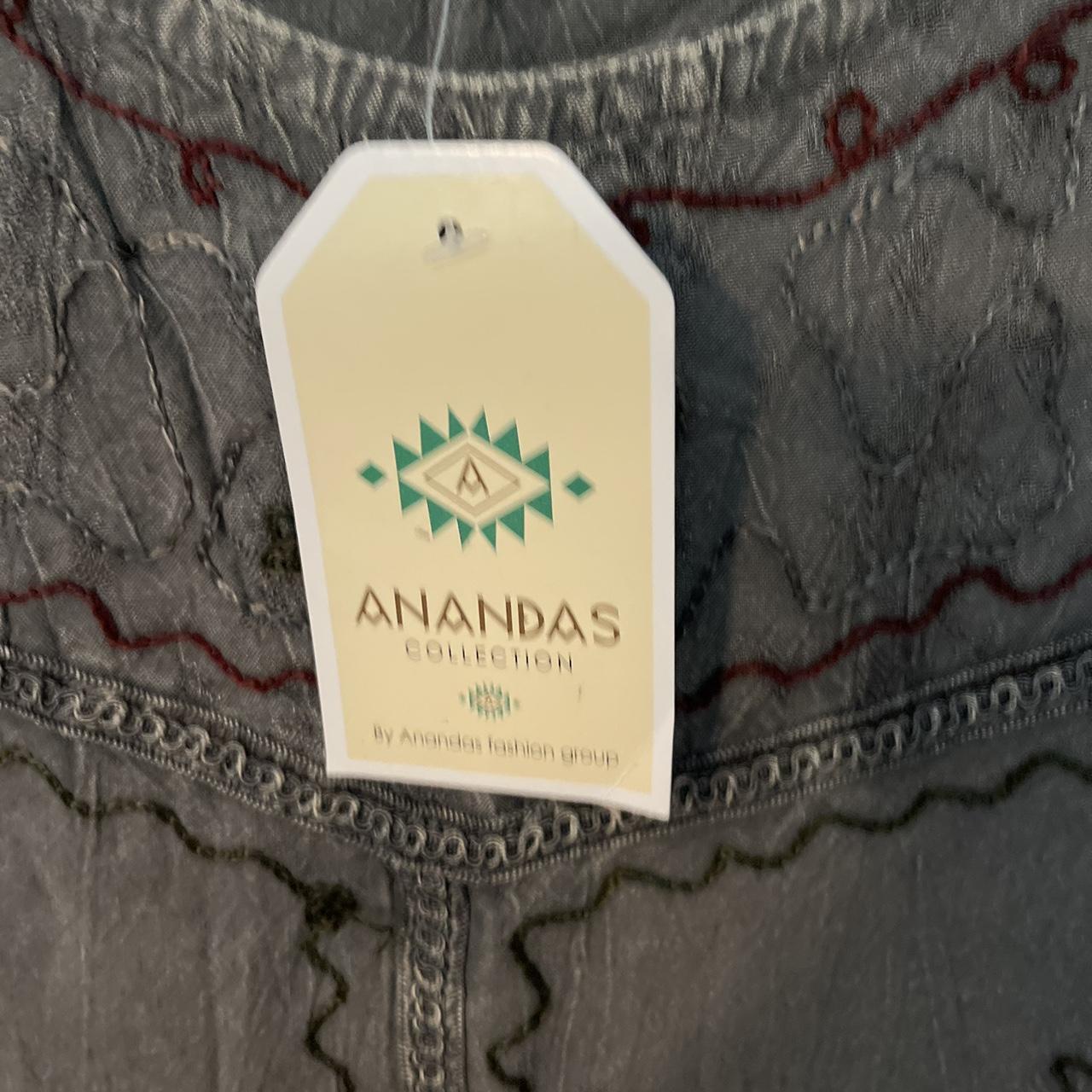 Anandas Collection cap sleeve floral embroidered tie... - Depop