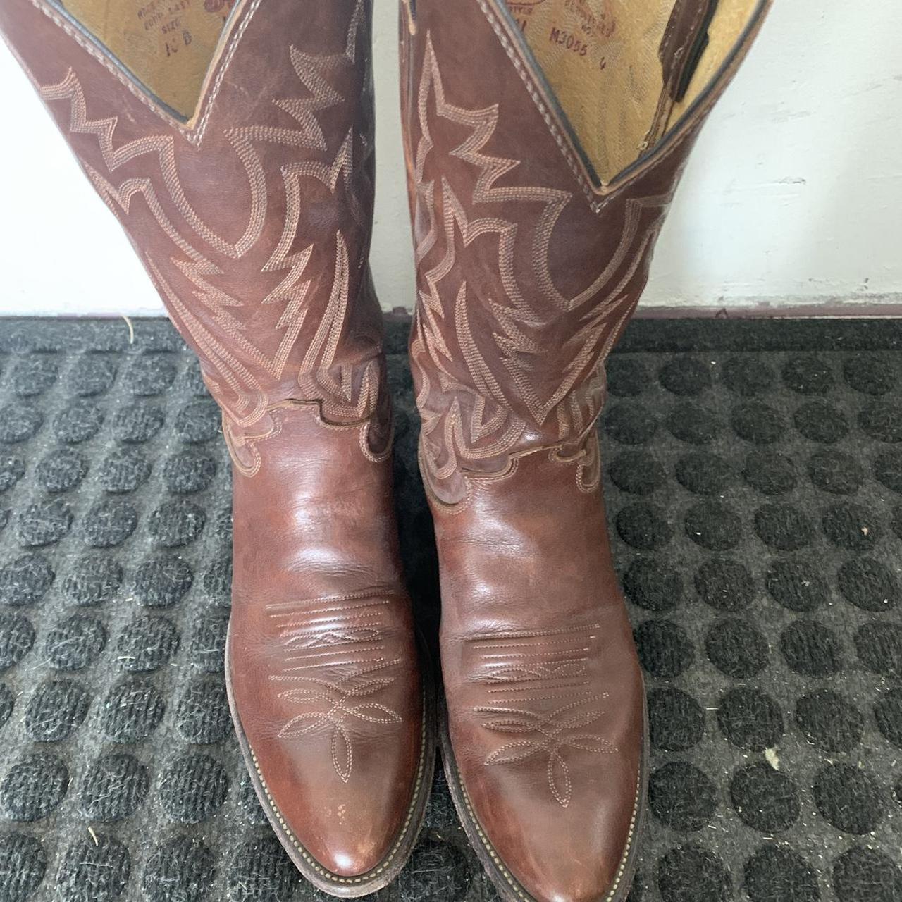 Cowboy boots Justin style branded men’s size 10 cow... - Depop