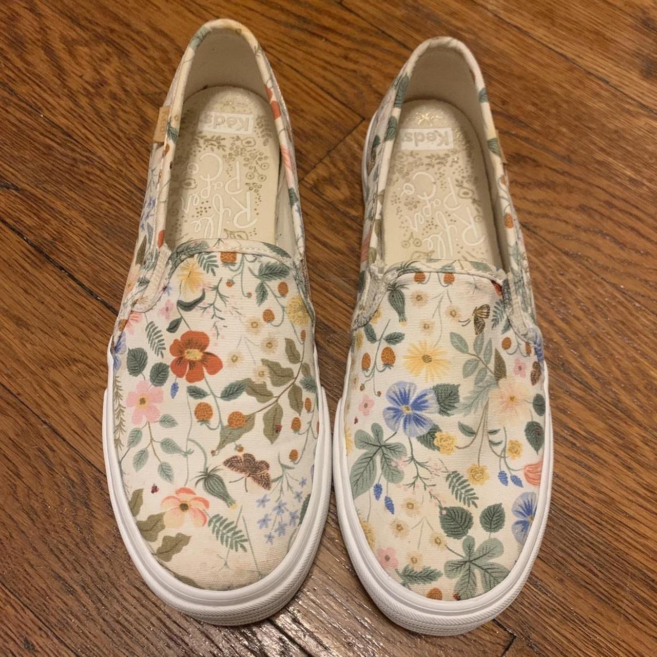 White floral keds- mint condition hardly ever worn!... - Depop