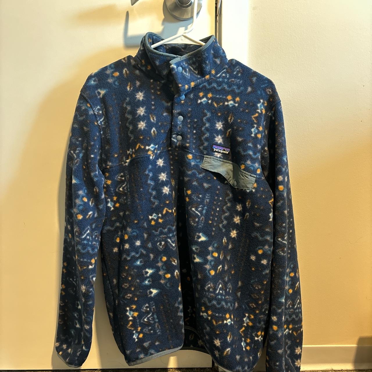 Patagonia Blue Patterned Synchilla Size M - Depop