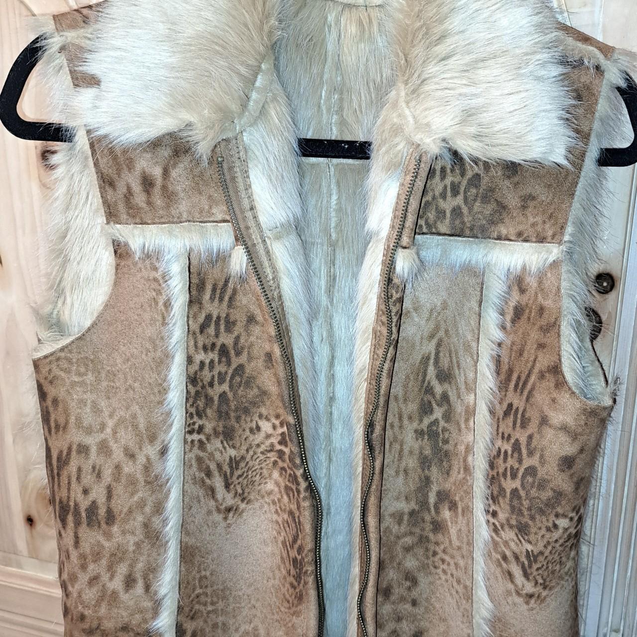 Lisa International Faux Fur/Vest/Animal... - Depop