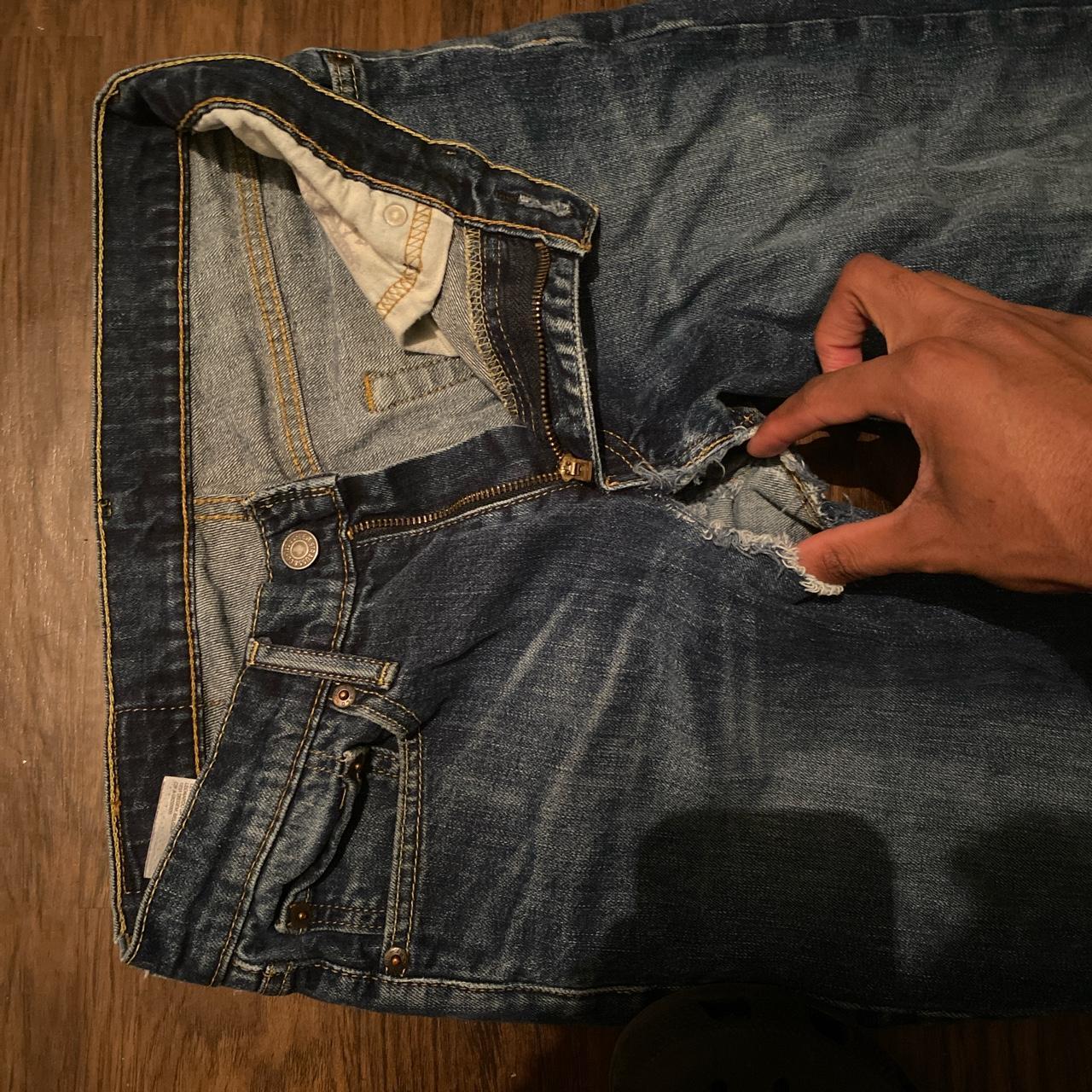 - Levi Jeans 👖 - W 29/ L 30 Tear near crouch just... - Depop