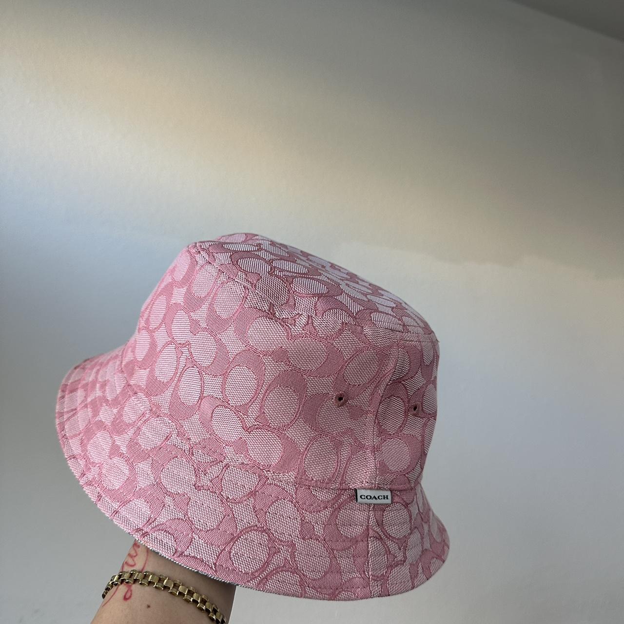 COACH REVERSIBLE BUCKET HAT - Depop