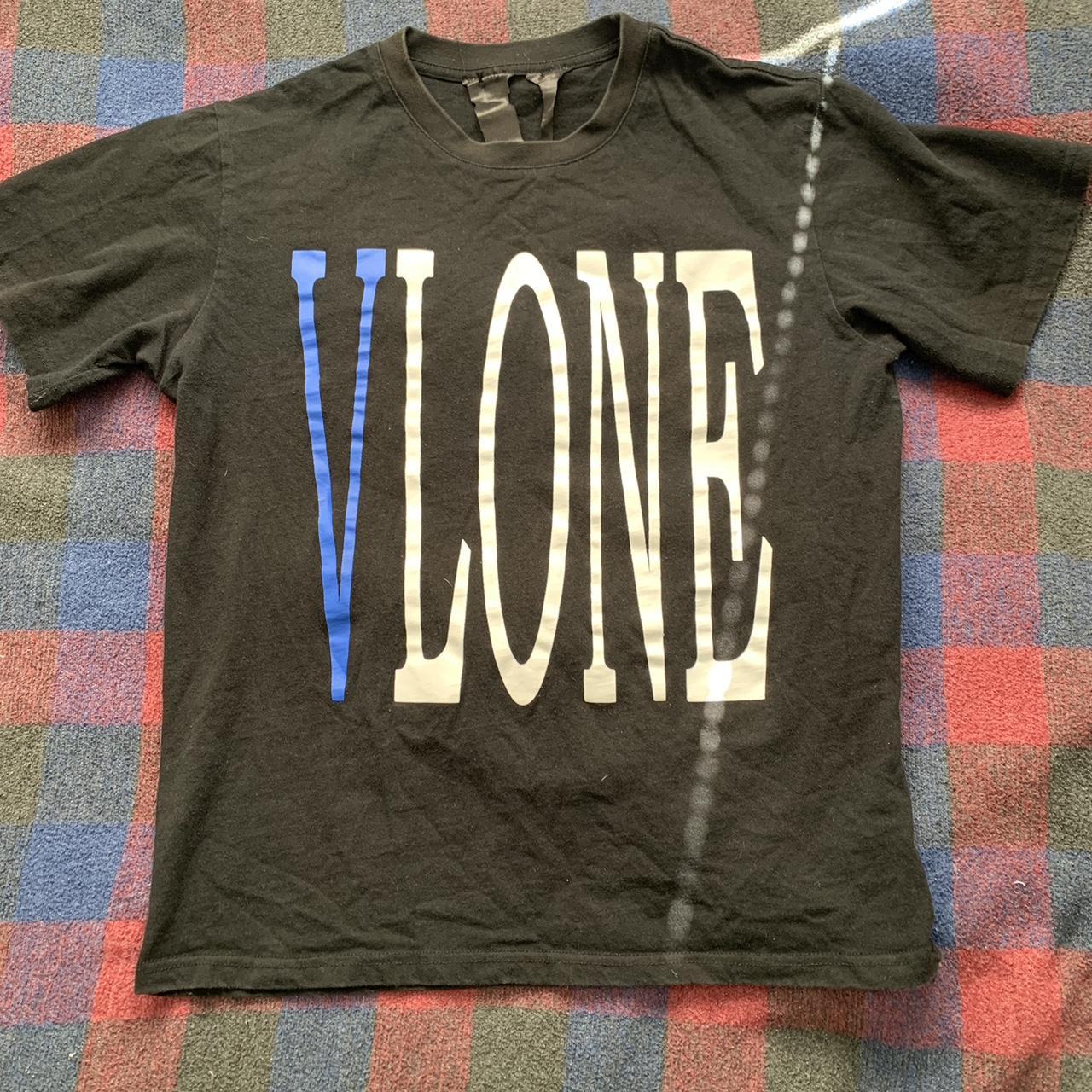 *FAKE* Vlone tee Size: L Message for measurements - Depop