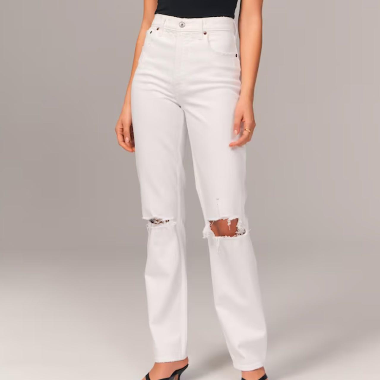 PacSun Women's White Jeans | Depop