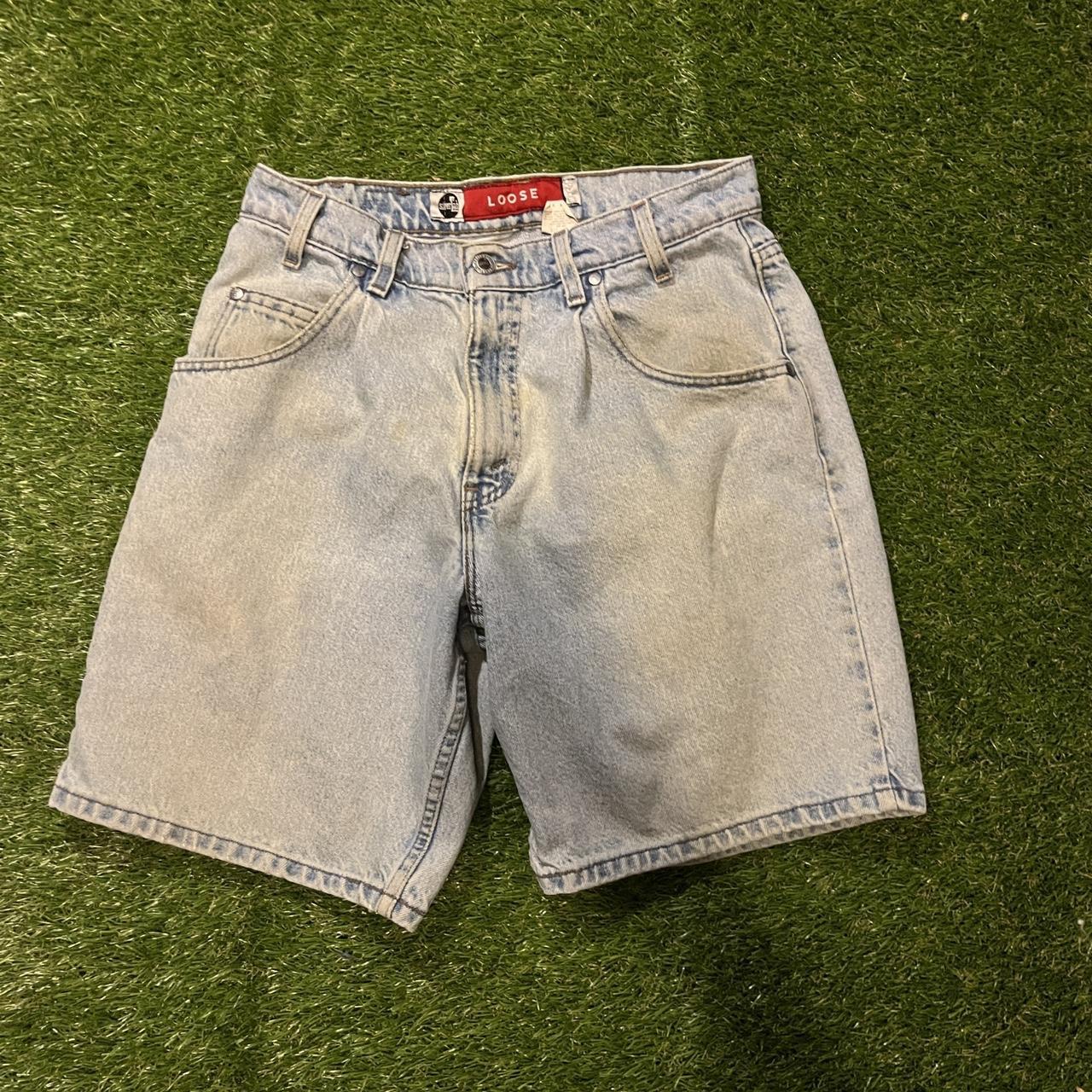 super sweet vintage levi silver tab jorts size 31... - Depop