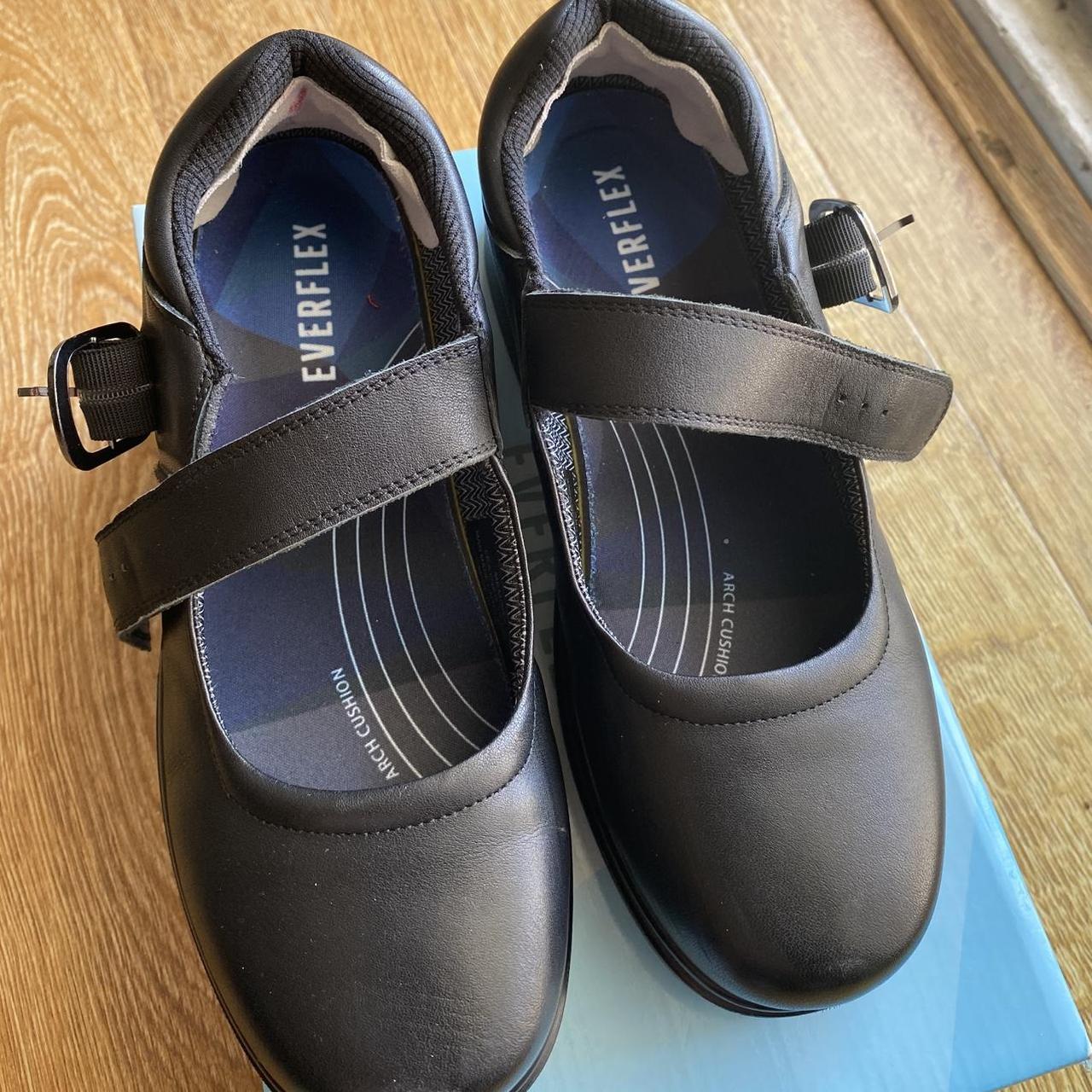 Black Everflex Mary Jane shoes #schoolshoes US 7/38... | Depop