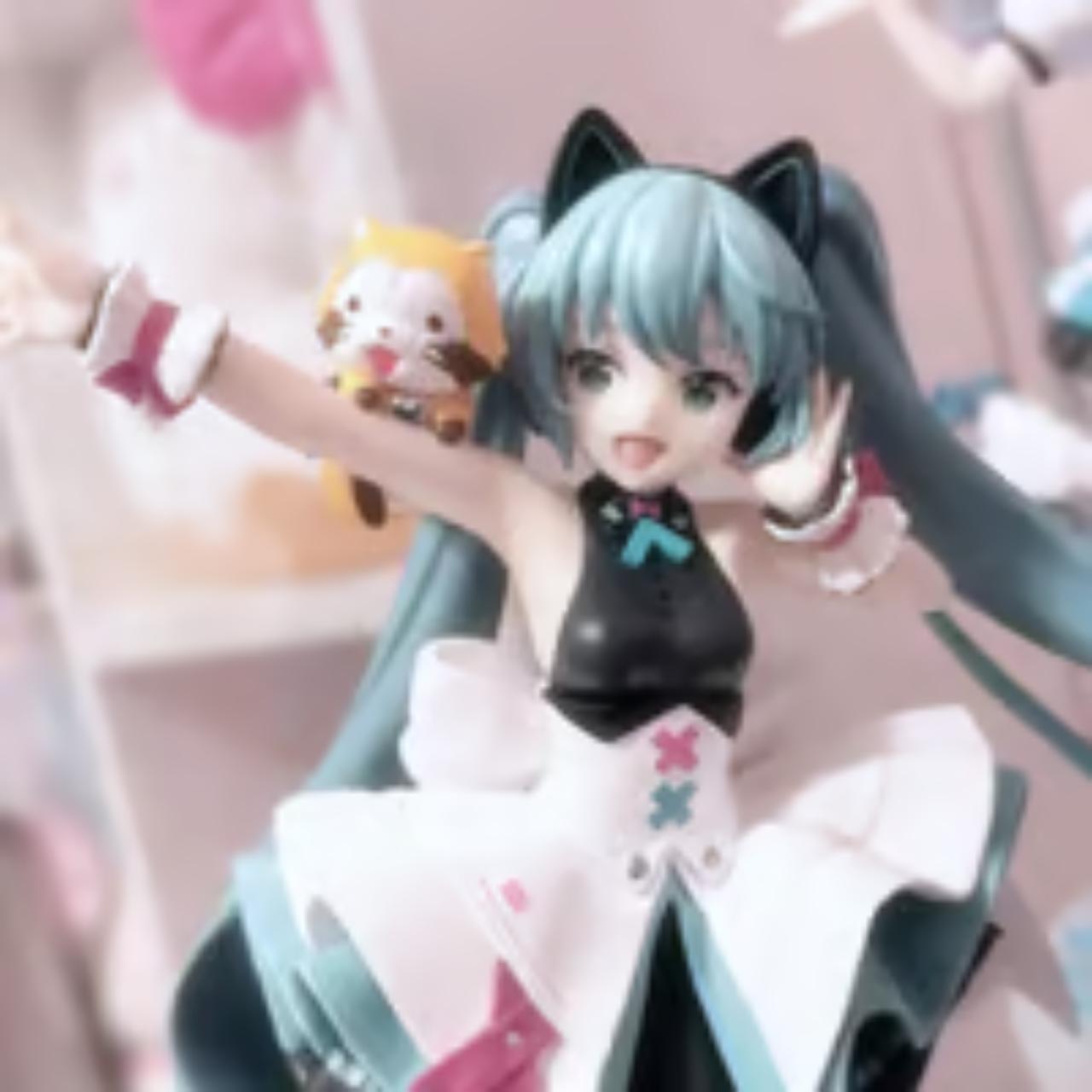 Hatsune Miku Rascal Exceed Creative Figure Cyber... | Depop