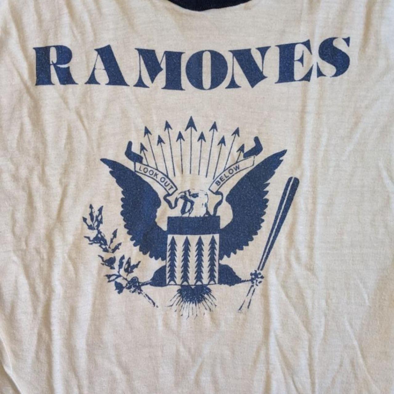 Aloye Men's White T-shirt | Depop