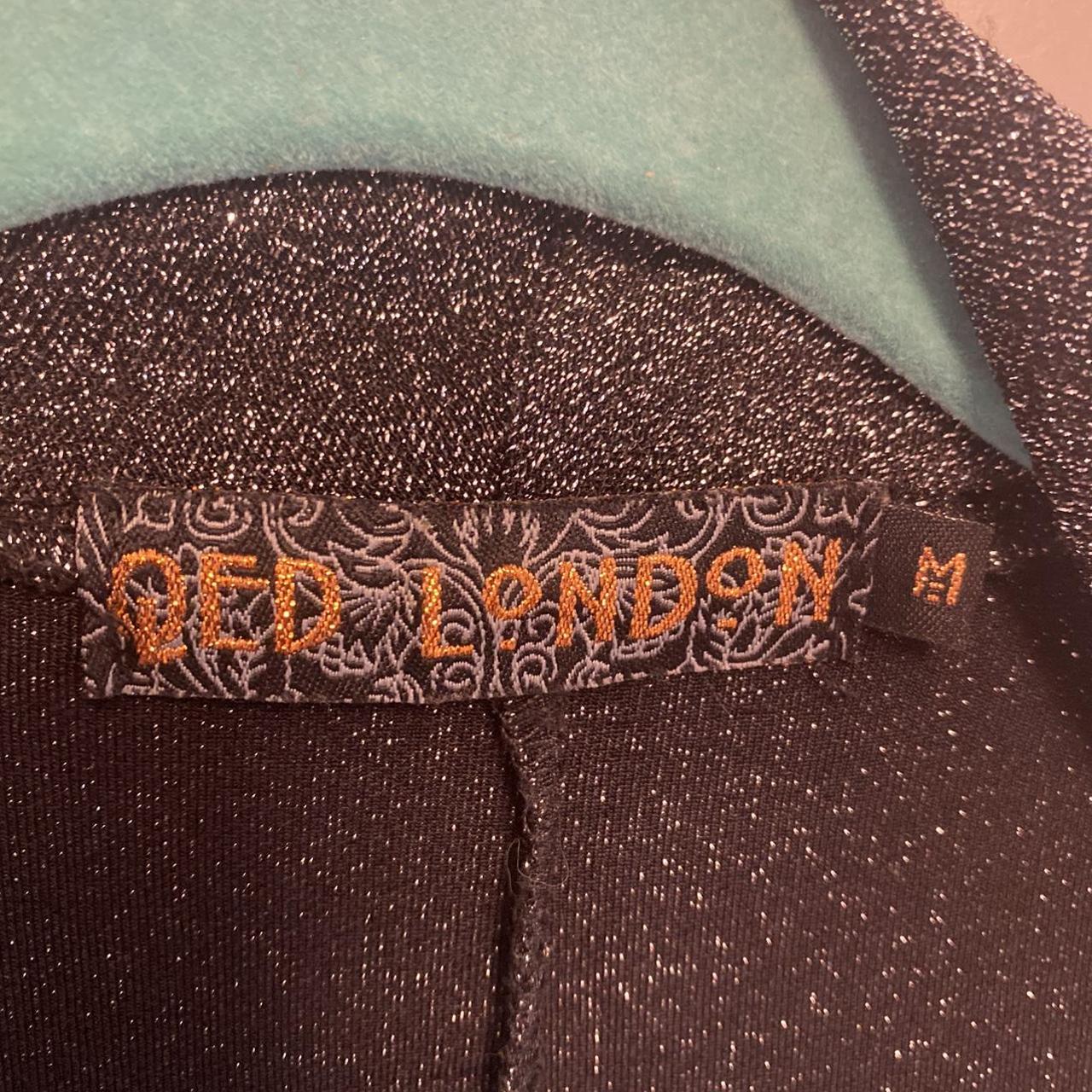 QED London Women's Silver Cardigan | Depop