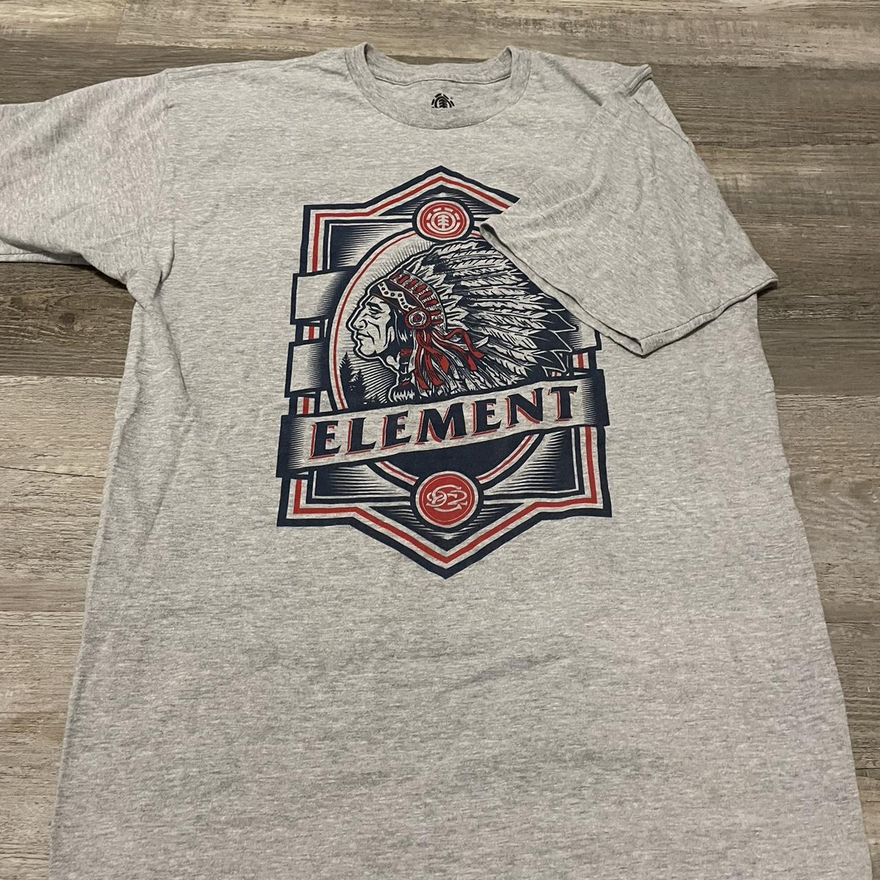 Large grey element tee Only worn once - Depop